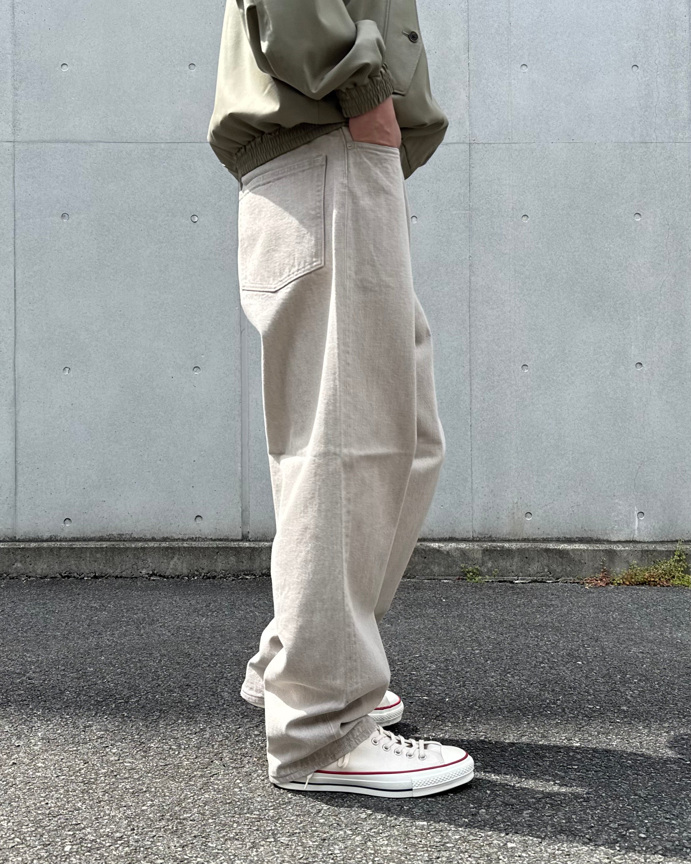AURALEE / FADED HARD TWIST BROWON DENIM WIDE PANTS / LIGHT GRAY / A26S
